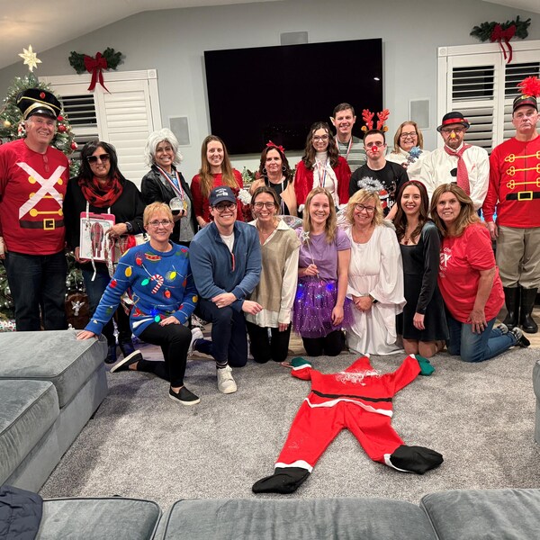 Who Killed Santa? Christmas Murder Mystery Game || Holiday Murder ...