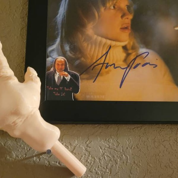 Strong Hand | Scary Movie 2 | Hanson | Replica - Etsy