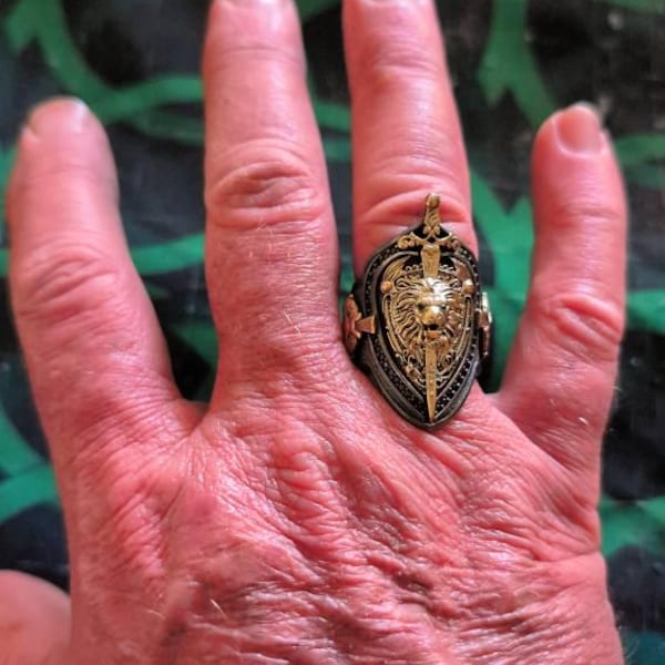 Handmade Warrior Sword Lion Free Size Luxury Ring, Green Eye Leo ...