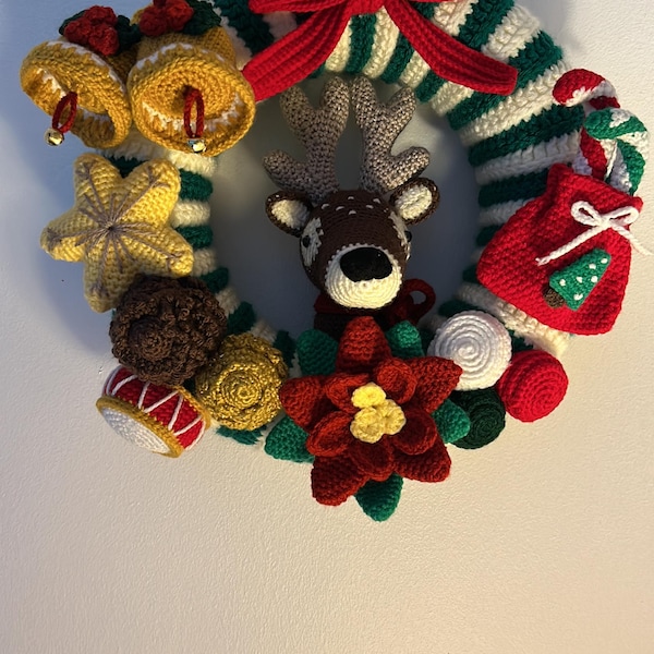 Crochet Easter Wreath With Chick and Flowers, Easter Door Decoration ...