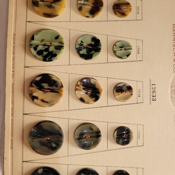 10 Old Vintage Plastic Buttons - Black and White Buttons - 23 Mm - Etsy