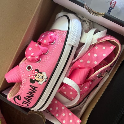 Minnie Mouse Low Top Sneakers Shoes, Minnie Mouse First Birthday Outfit ...