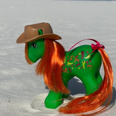 HQG1C Red Sea Rose Sea Pony Adult G1 Pony WITH Shell Classic - Etsy