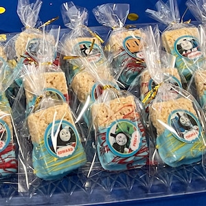 Toppershack 12 X PRE-CUT Thomas the Tank Engine & Friends Edible Cake ...