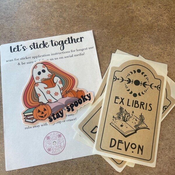 Holographic Reader Tarot Card Sticker Spooky Books Skeleton Sticker for ...