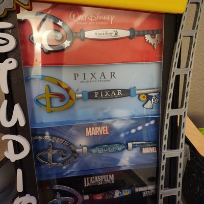 Disney Store Key Display and Tag Holder key Not Included - Etsy