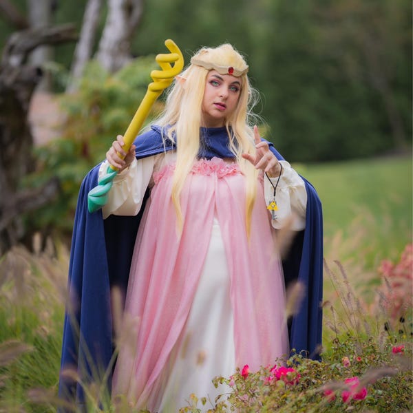 Master Sword Pen With Triforce Pedestal Master Pen Zelda the Legend of ...