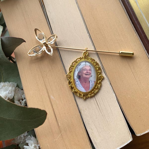 2024 Graduation Cap Memorial Tassel Photo Pin, Class of Graduation ...