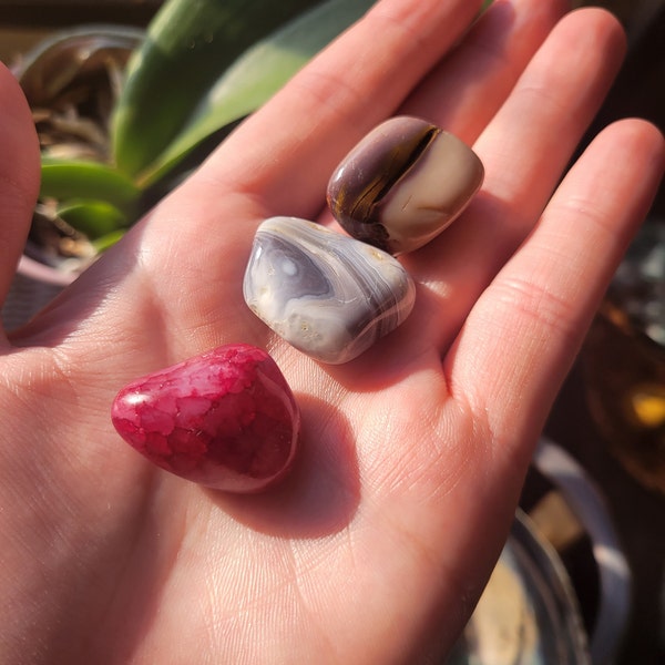 Mookaite Jasper Tumbled Stone, Mookaite Tumble, Jasper, Crystal, Pocket, Palm, Crystal Grid ...