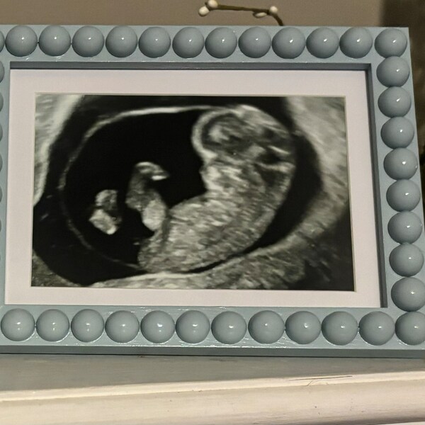 Glossy Beaded Bobbin Picture Frame Lacquered Bobbin Frame Painted ...