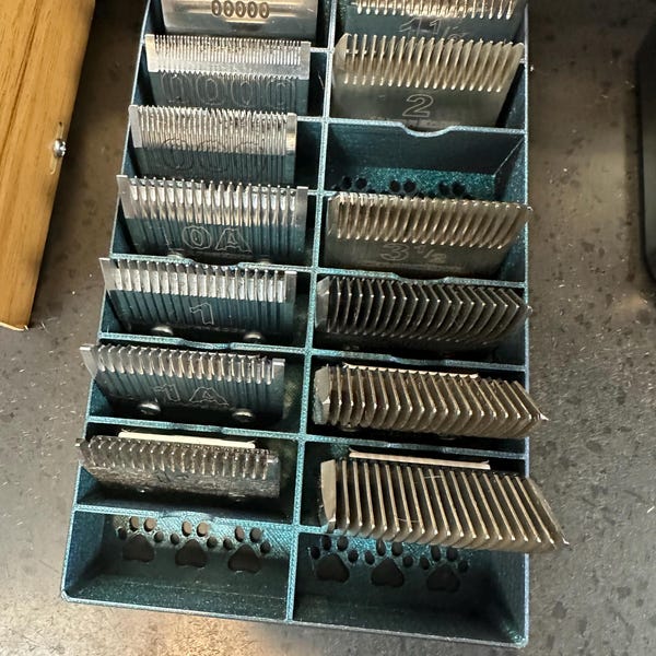 The Bloodhound wall Mountable Dog Grooming Standard and Wide Size ...