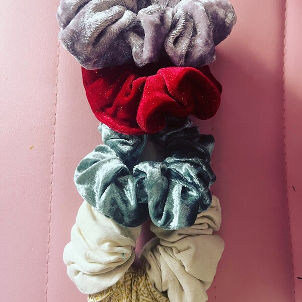 Large Navy Gingham Scrunchie With Scalloped Lace/ribbon Trim | Navy ...