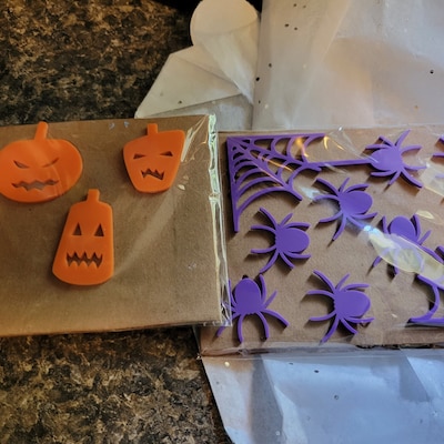 Spider and Spider Web Letter Board Icons 6 Legged Insect Happy ...