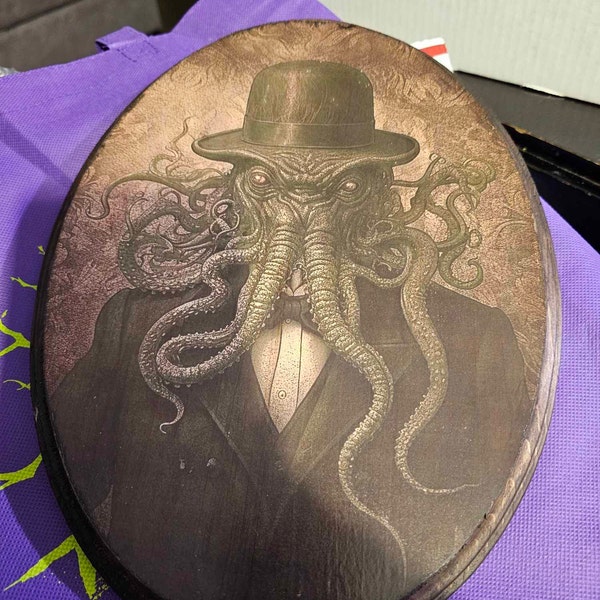 Cthulhu Victorian Portrait With Hat - Vintage Style Animal Wall Art ...