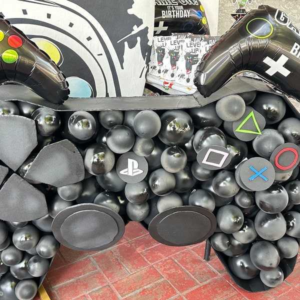 Controller From Balloons, Gamer Mosaic From Balloons, Xbox Balloons ...