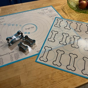 Simply Unleashed Bone Shaped Cookie Cutters Set of 3 for Homemade Dog ...