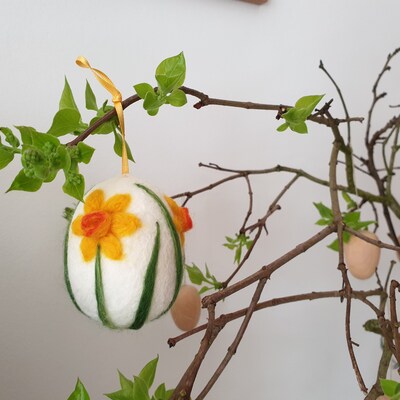 Small Flower Baubles, Tree Decoration, Spring Decoration, Gardeners ...