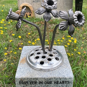 Large Rain Catcher Fountain Rusty Garden Ornament for Outdoors Garden ...