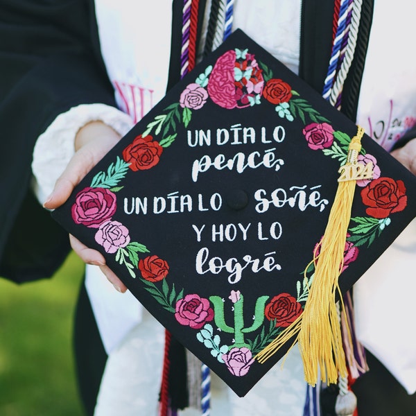 Embroidered Tulip Graduation Cap Topper Graduation Cap Decoration ...