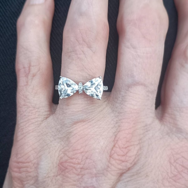 Two Stone Bow Ring, Trillion Cut Moissanite Diamond Wedding Ring, Bow ...