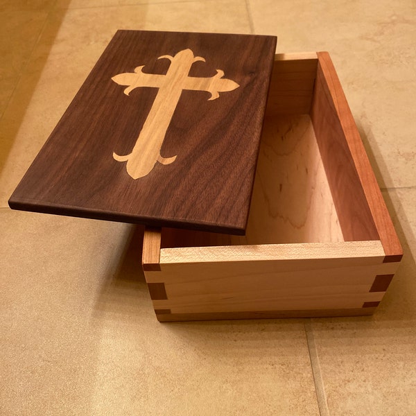 Handmade Keepsake Box With Live Edge Spalted Birdseye Maple and Black ...