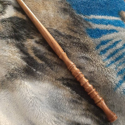 INTERMEDIATE Random Wands, Oak Wands, Custom Wands, Magic Wands, Wood ...