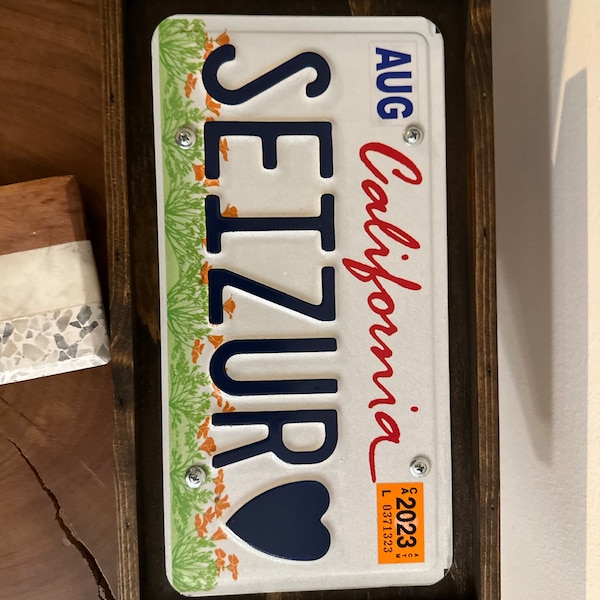 Rustic Wood Display Frame: License Plate, Picture, Award, or Diploma - Etsy