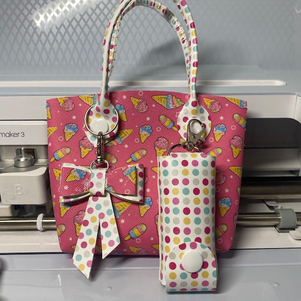 Pout Pouch, Lip Gloss Keychain Case SVG, Keyring Chapstick Holder ...