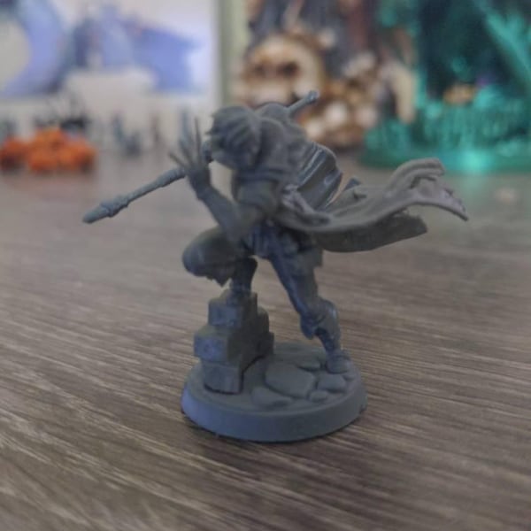 Half Elf Soulknife Rogue Agent - Calanar Figurine With Base Print 3d ...