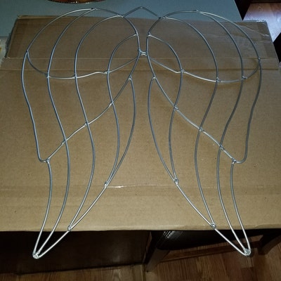 Angel Wings Wire Wreath Form - Etsy
