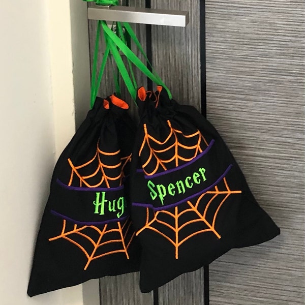 Split Spider Web Embroidery Design. Spider Web Embroidery Designs ...