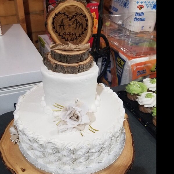 Wedding Cake Topper, Farm Style Wedding, Farmhouse Wedding, Tree Slice ...