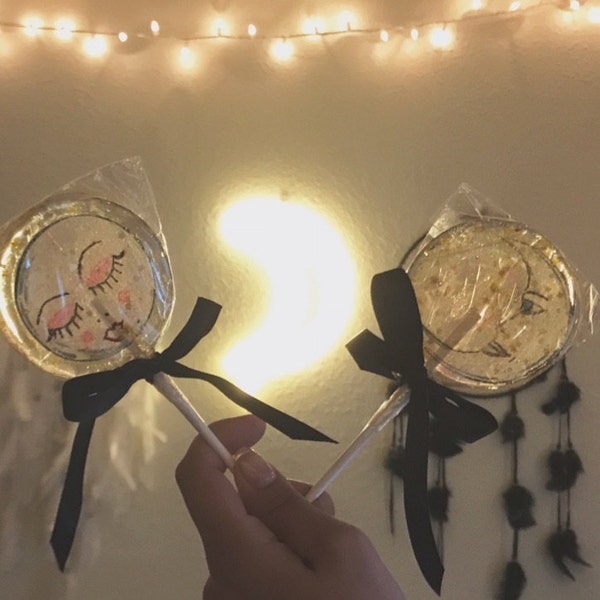 3 Vintage Paper Moon Marshmallow Flavored Lollipops With Edible Gold ...