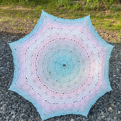 Born in the USA Red White and Blue Yarn Flag Yarn Wolltraum Yarn ...