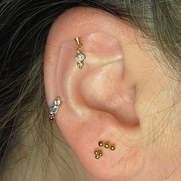 Dainty F136 Titanium 16G Lena Screw Flat Back Vertical Helix Piercing ...