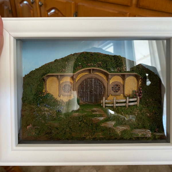 Hobbit Hole Diorama DIY Kit | Hobbiton, Gift, Geek, Creative, Fantasy ...