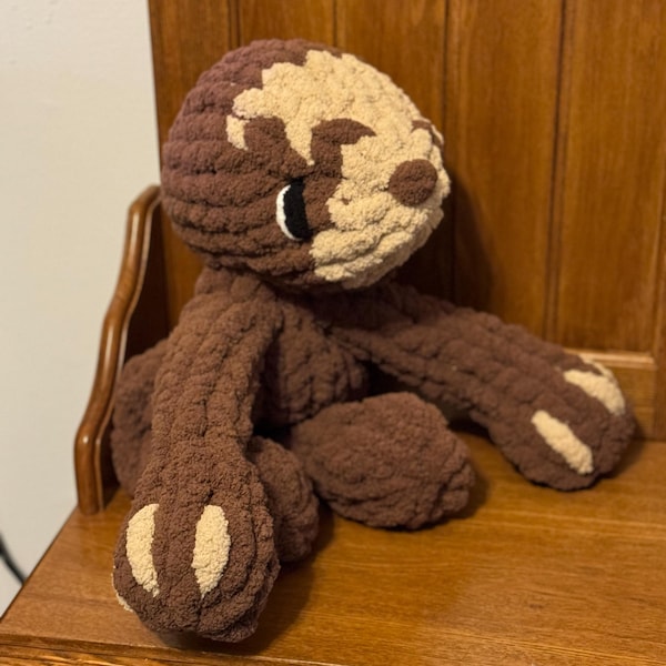 SYDNEY SLOTH / Full Video Tutorial / Finger Knit Sloth Snuggler ...