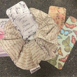 Aged Book Pages Cotton Scrunchie Book Cotton Hair Scunchie - Etsy