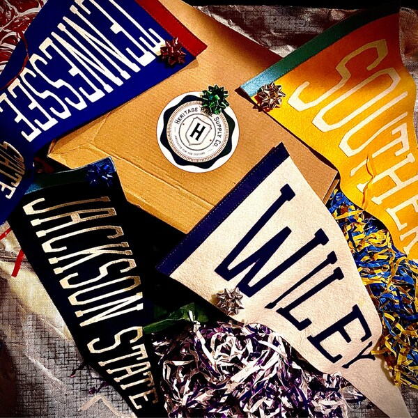 Classic Hampton Pennant - White - Etsy