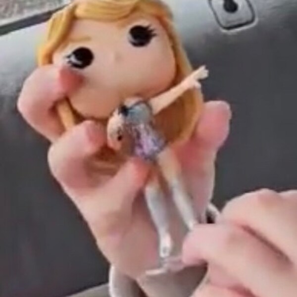 Pop Miniature - Pogues Outer Banks OBX - JJ, Kiara, John B, Pope, Cleo ...