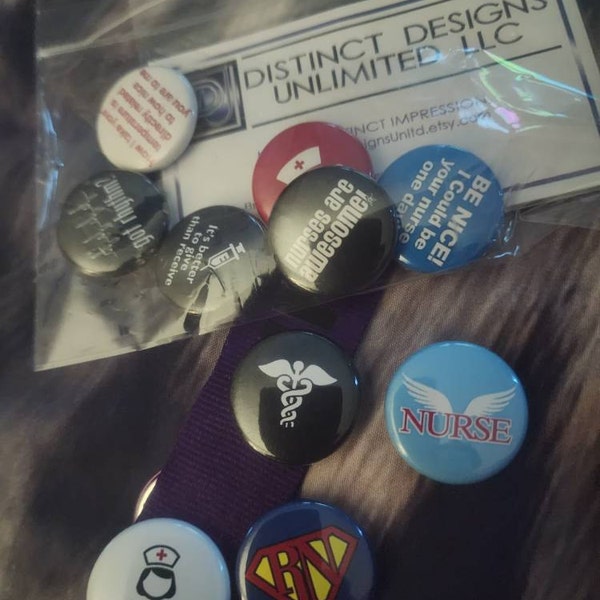 12 Days of Christmas Pins (12 Pack) Twelve Days of Christmas Pinback ...