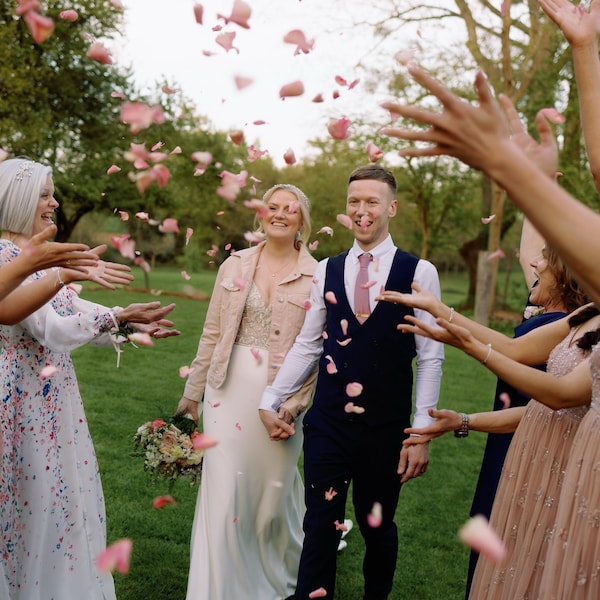 1 Litre of Memorial Funeral Petals | Biodegradable Freeze Dried Real ...