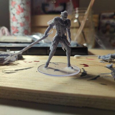Gray Knight Miniature Inspired by Abyss Watcher From Dark Souls Mini ...