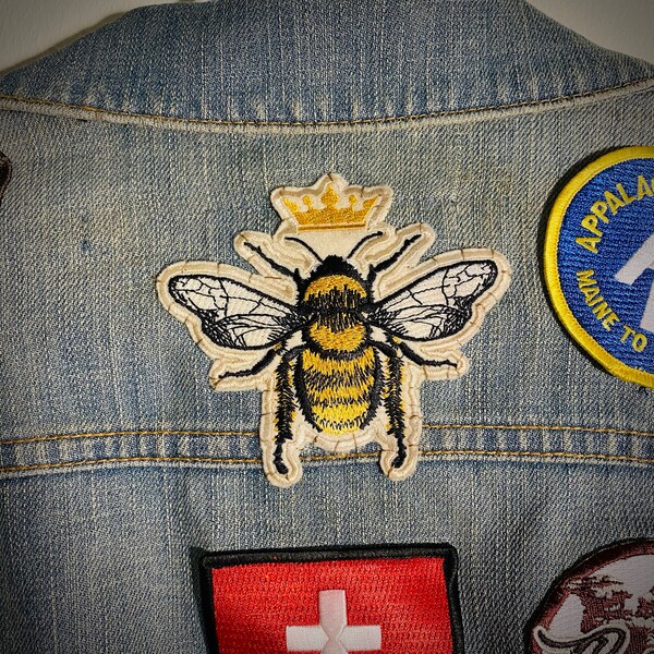 Queen Bee Embroidery Patch - Felt Patches, Sew on Patch, Bee Patches, Queen Bee Embroidery Gifts ...