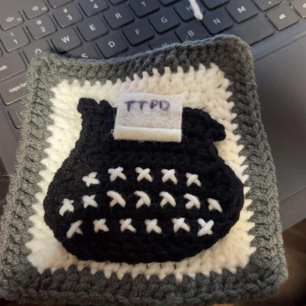 Fish Granny Square Crochet Pattern | Crochet Jungle Blanket | Crochet ...