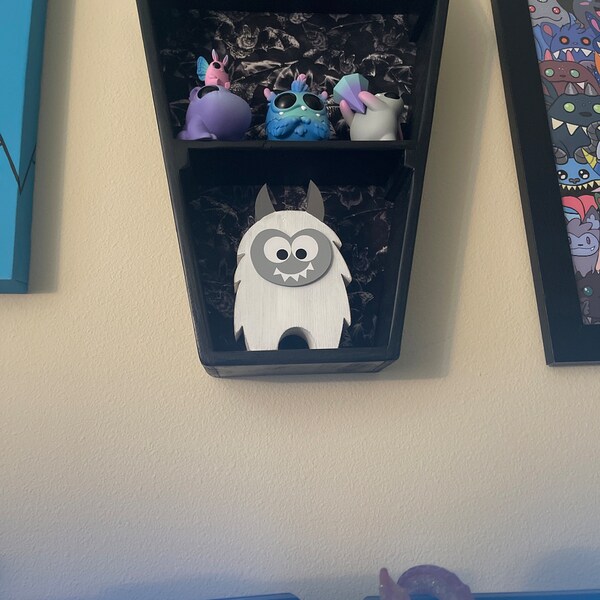 Wood Yeti Set Yeti Mountain Decor Abominable Snowman Winter Wood Decor ...