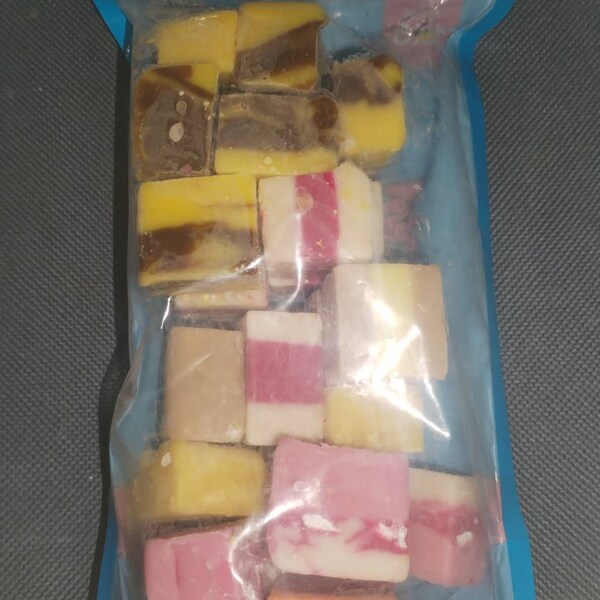 Vimto Fizzy Marshmallows X6 - Freeze Dried Sweets - Pick and Mix Sweets ...