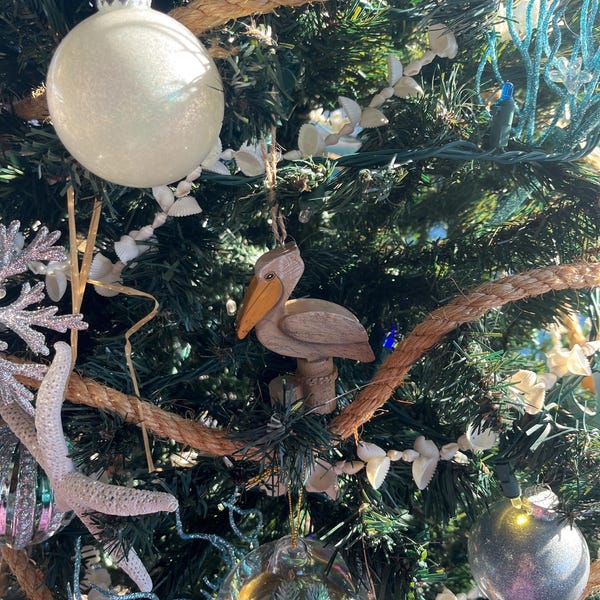 Miniature Wood-look Silly Seagull Hand-painted Resin Seagull Perched on ...