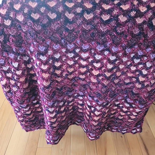 Vintage Crochet Pattern Sweetheart Ripple Afghan Pink Red Hearts Throw ...