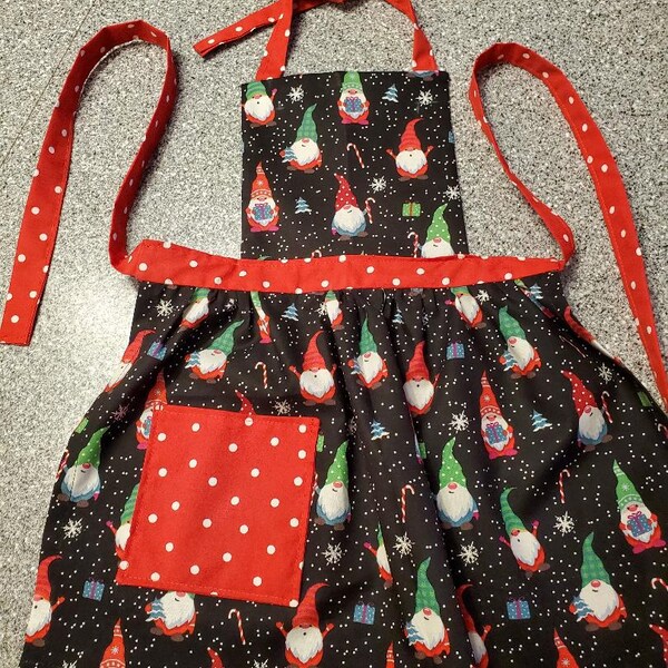 Toddler and Childrens Apron Sewing Pattern & Tutorial | DIY How to Sew ...